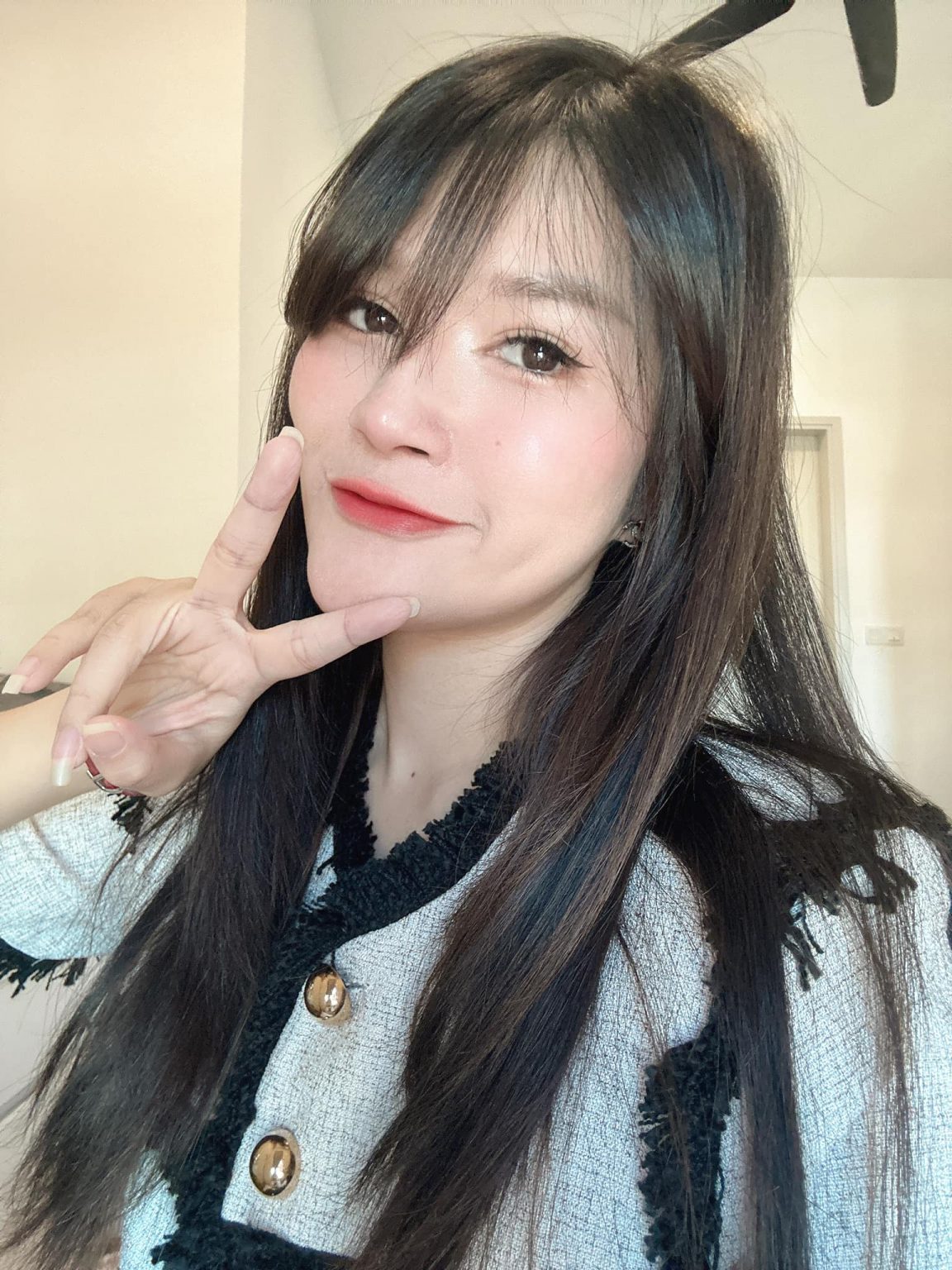 网呼好般配！大马“铁娘子”Shermine ️「甜晒合照」疑有新恋情⁉️男子身份大曝光！