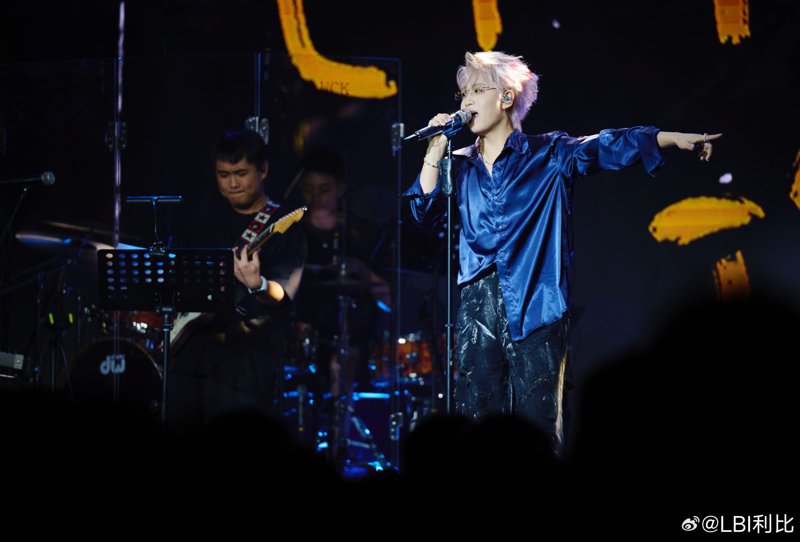 每首都超好听！原来这些「抖音爆红歌曲」⚡是中国人气歌手LBI利比唱的！